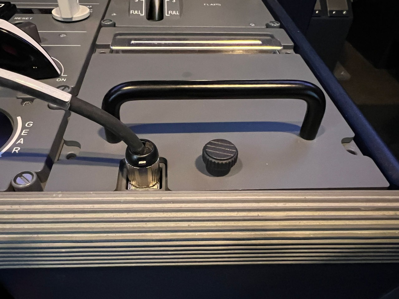 Peiker Microphone Integration (Deutsche Luft- und Raumfahrt, DLR ...